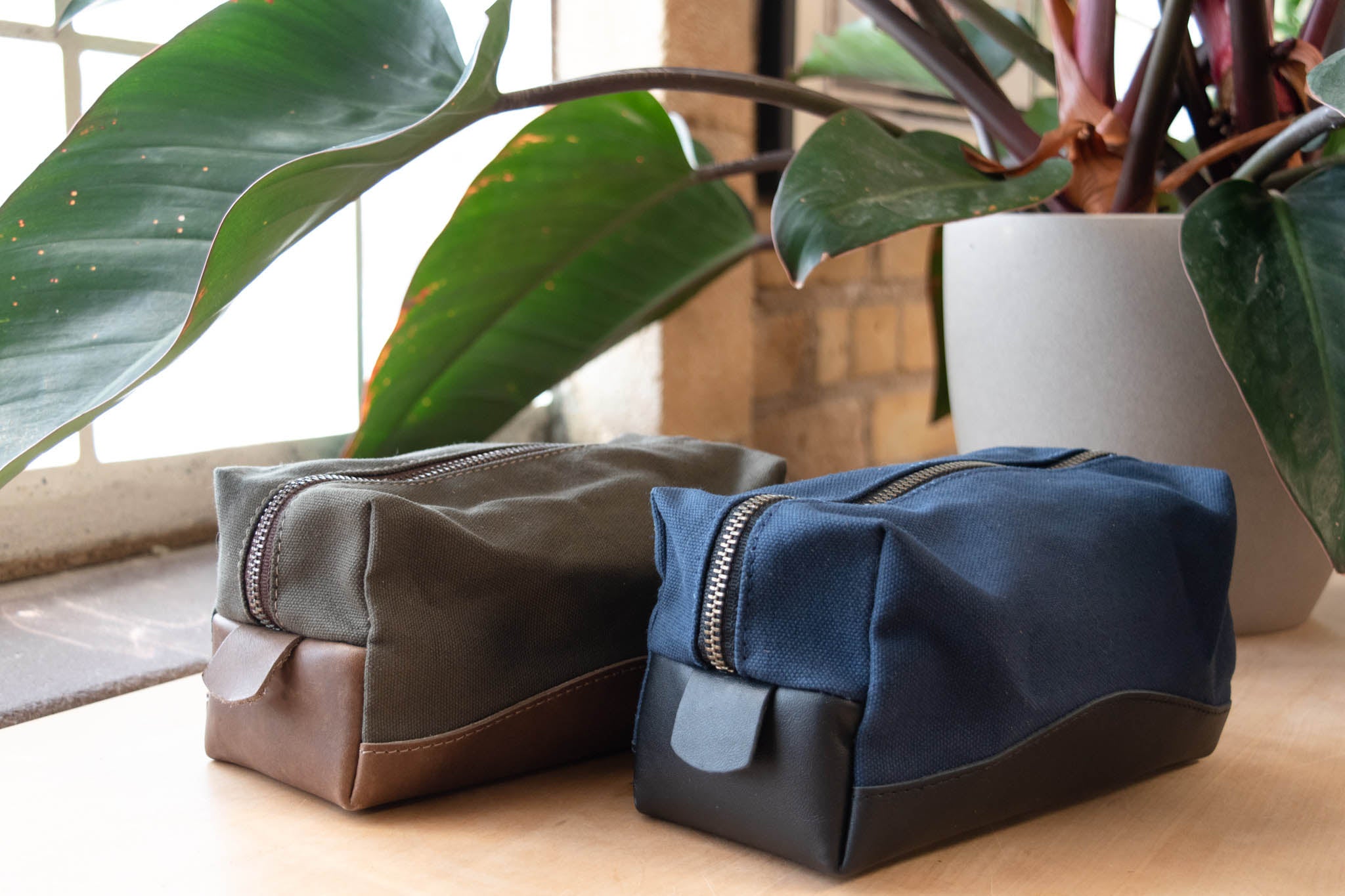Personalized Canvas and Leather Dopp Kit | Handcrafted – Northwind Supply