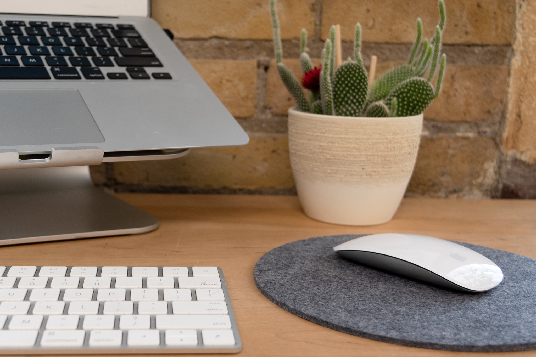 Sustainable Round Felt Mousepad – Northwind Supply